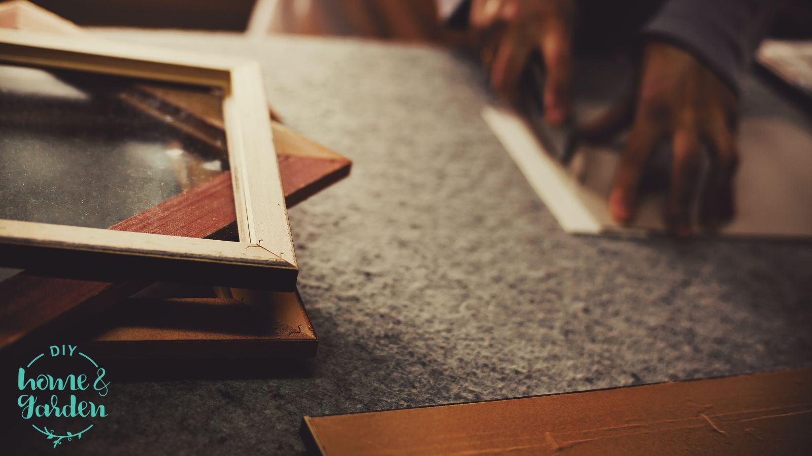 3 Great Reasons to Use a Mobile Framing Services | DIY Home Garden